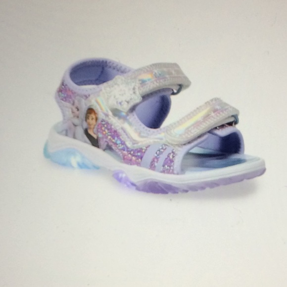 Disney | Shoes | Disneys Frozen 2 Anna And Elsa Toddlers Light Up ...